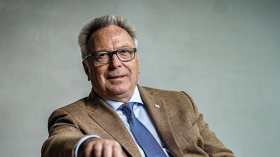 Da stelle ma uns mal janz dumm